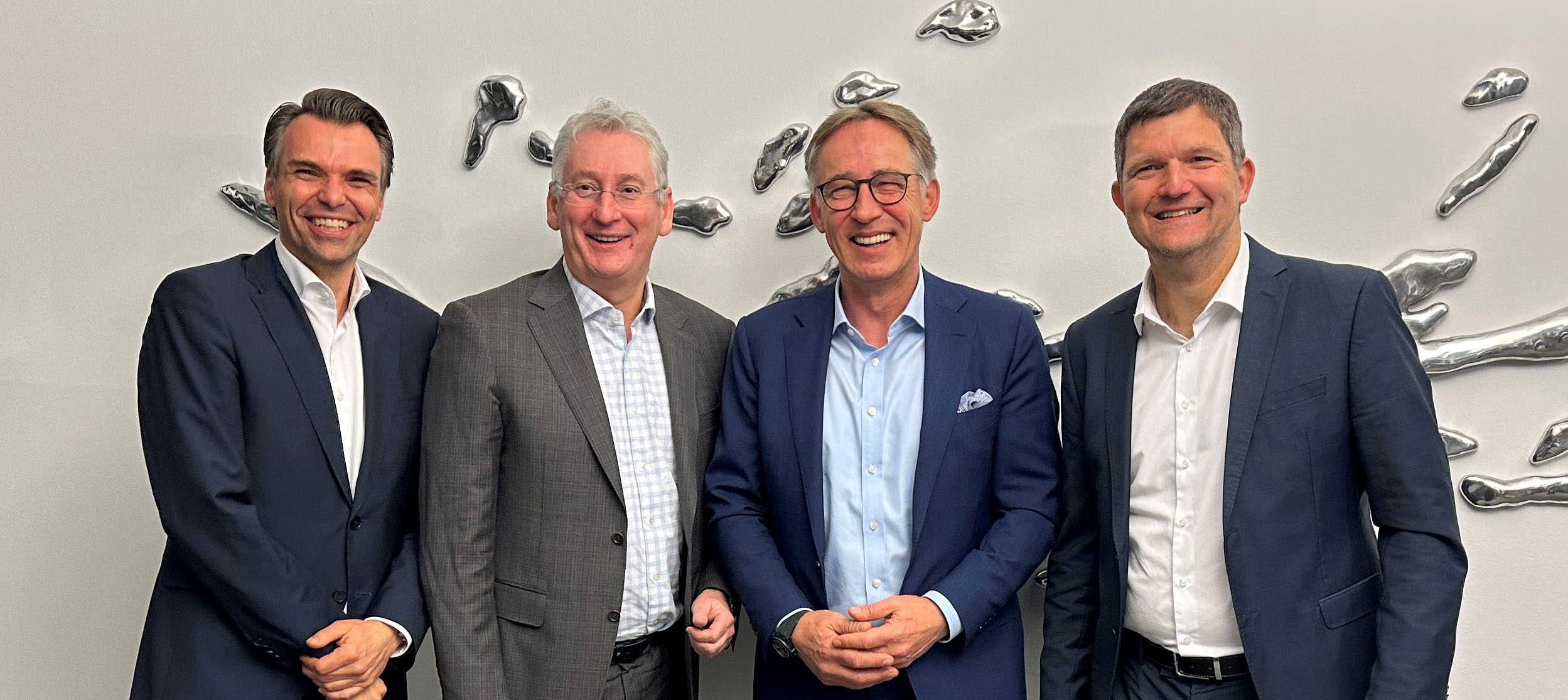 KBC AG wird Teil der CANCOM-Gruppe